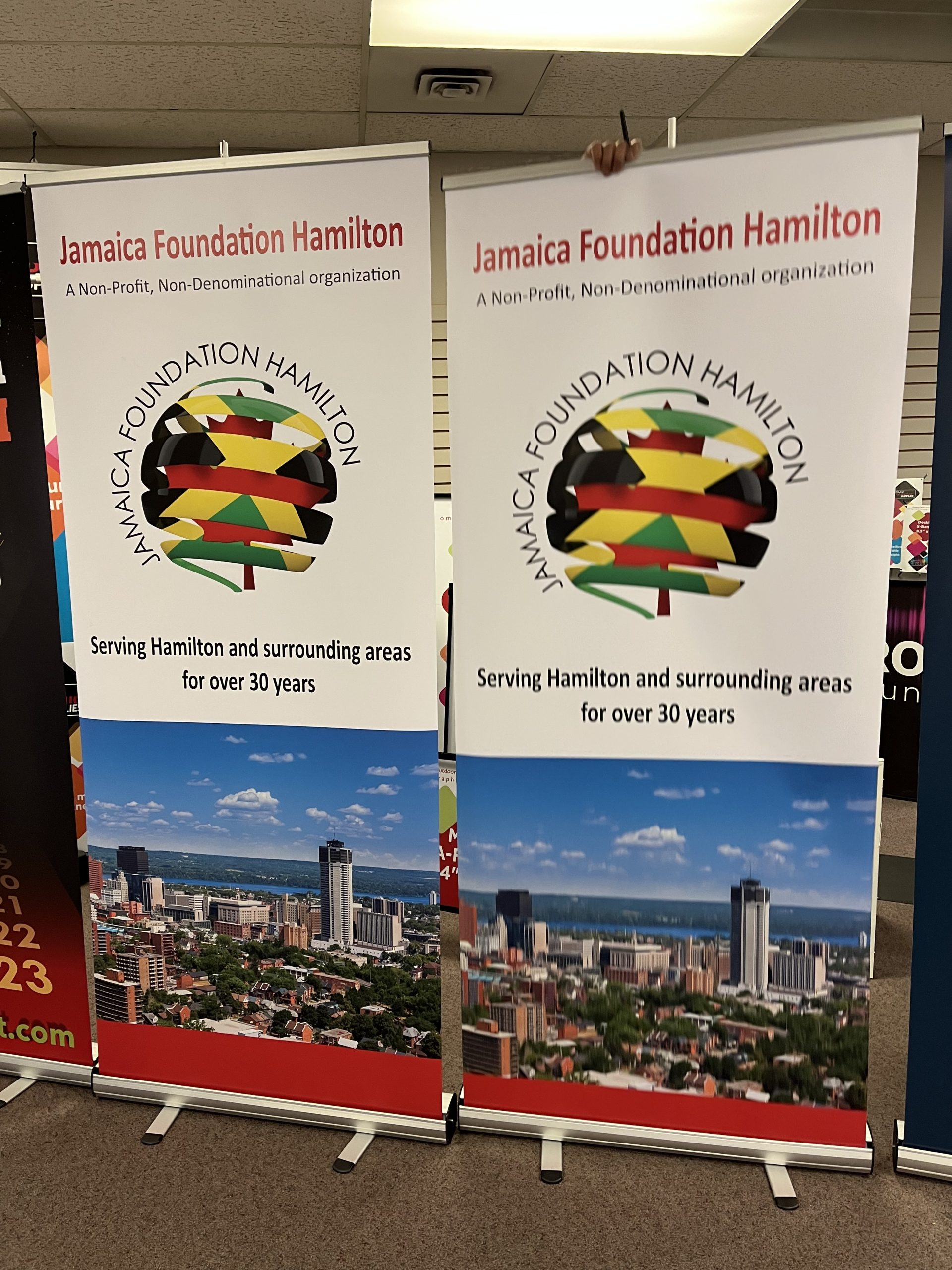 Roll Up Banner Hamilton Toronto, Ontario - eSmart Prints